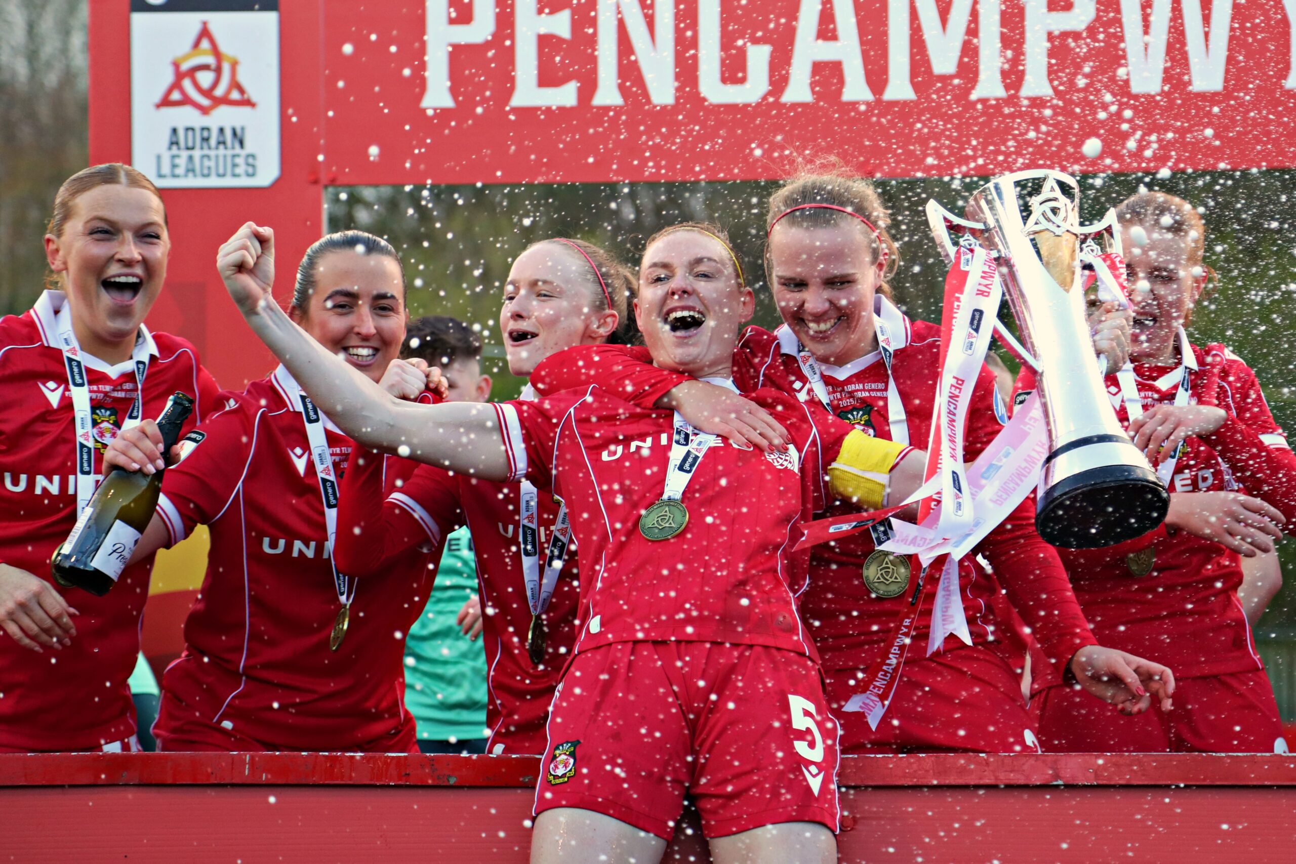 Genero Adran Premier round-up: Wrexham lift trophy after defeat
